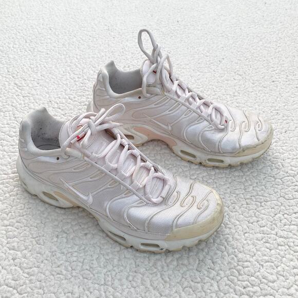 Nike | Shoes | Nike Air Max Plus Tn Heart Womens Rare Shoes | Poshmark